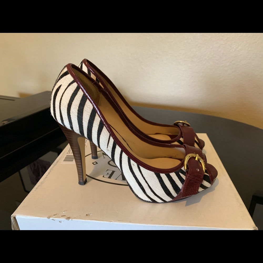Steve Madden Zebra Print Pumps Heels - Gem